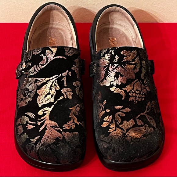 Alegria | Shoes | Alegria Kara Nubuck Leather Metallic Floral Comfort ...
